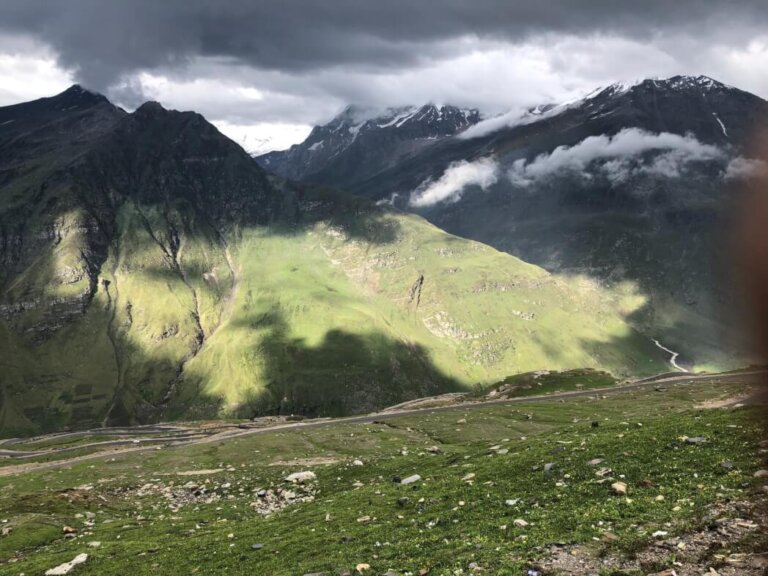 Hampta Pass Trek Guide 2024: Highlights, Best Time, And Itinerary ...