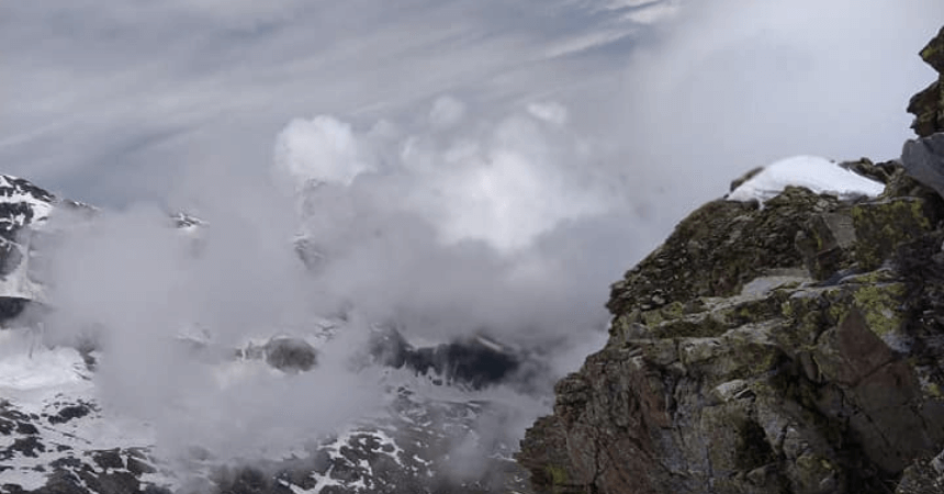 Sach Pass Trek Guide 2024: History, Highlights, Best Time, How To Reach ...