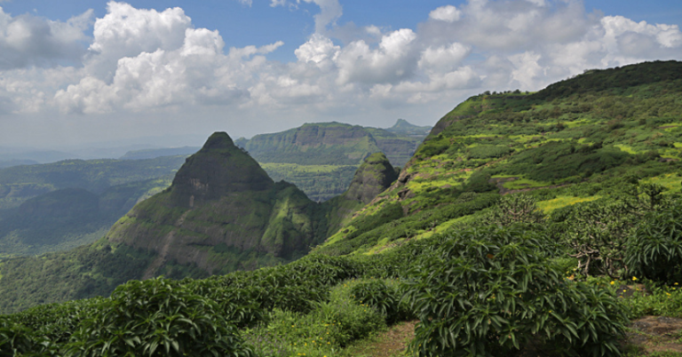 10 Best Maharashtra Trekking Places, Highlights, Treks & FAQ's • Scoutripper
