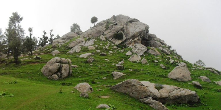 Churdhar Trek History, Highlights, Photos, Best Season, Itinerary & FAQ ...