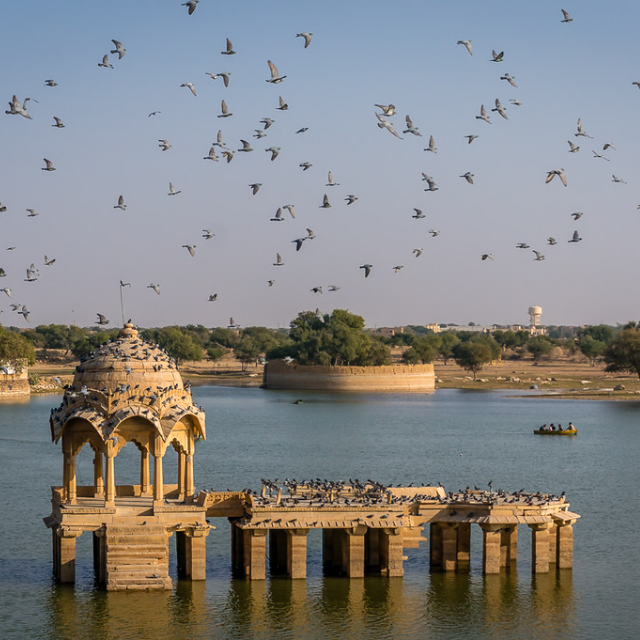 Gadisar Lake - Scoutripper